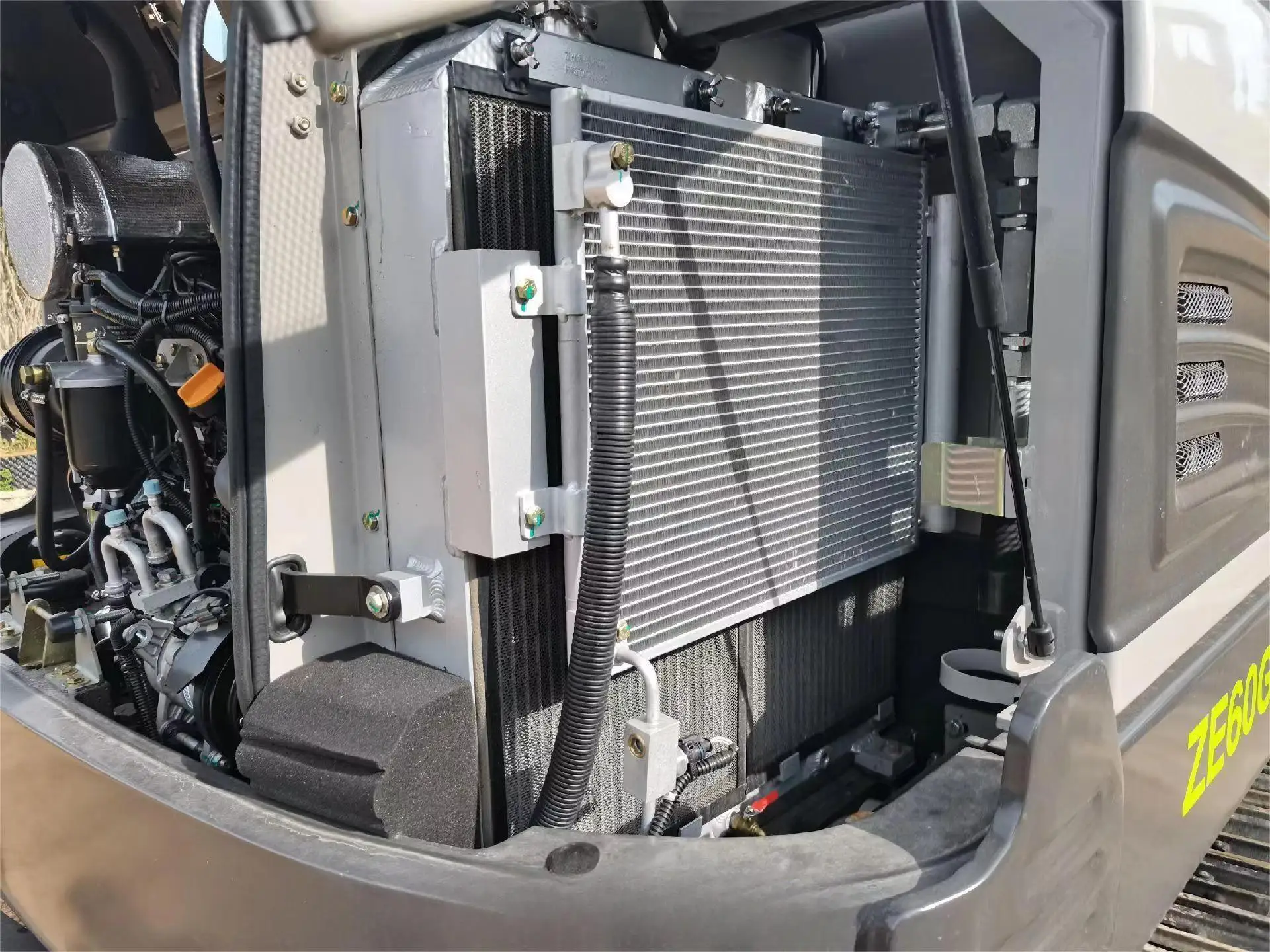 Zoomlion New Hydraulic Excavator Ze215g 21ton Crawler Backhoe Ze215g For Sale - Buy Excavator ...