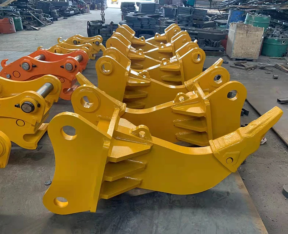 Mini Excavator Log Rotating Grapple - Durable & Efficient