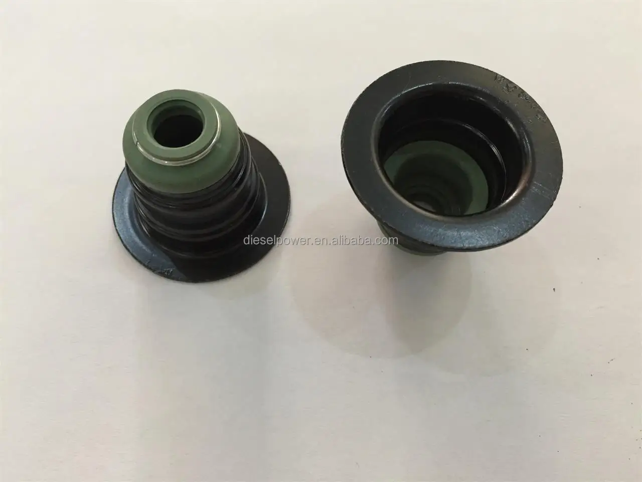Joint d'étanchéité d'huile de soupape DT360 pour NAVISTAR DT530 ...