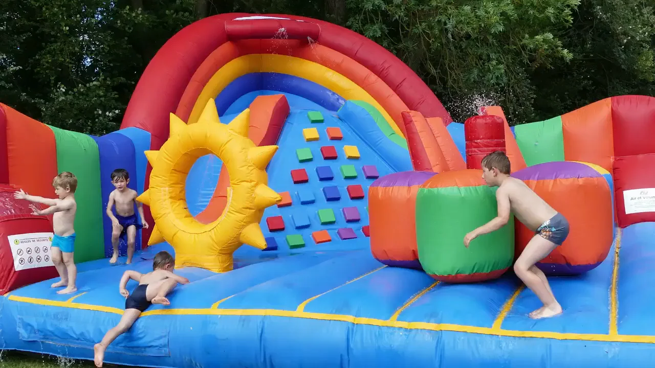 Giant Indoor Inflatable Playground Equipment Custom Blow Up Theme Park ...