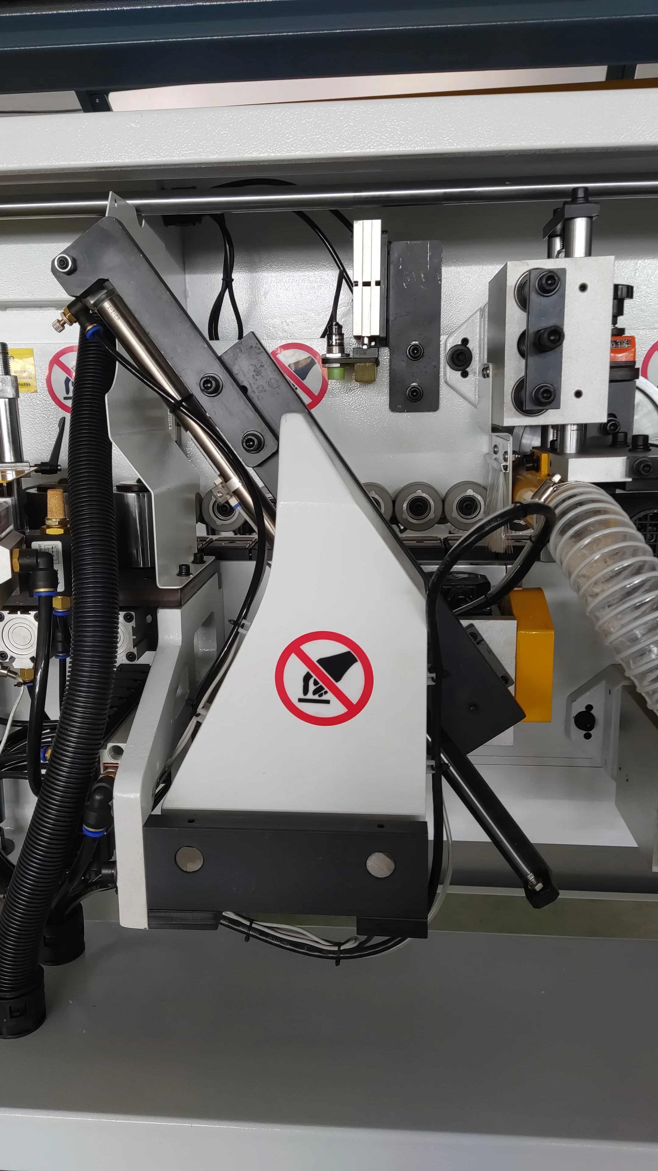 Automatic Pvc Mdf Compact Edge Banding Machine Board Cutting And Edging ...