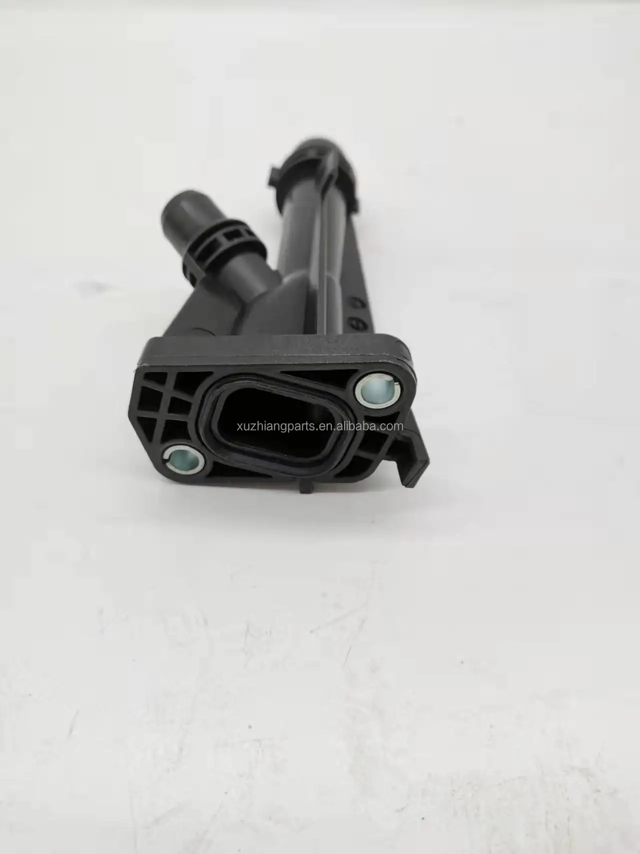 Auto Spare Parts Engine Water Pipe Coolant Hose Connector Thermostat ...