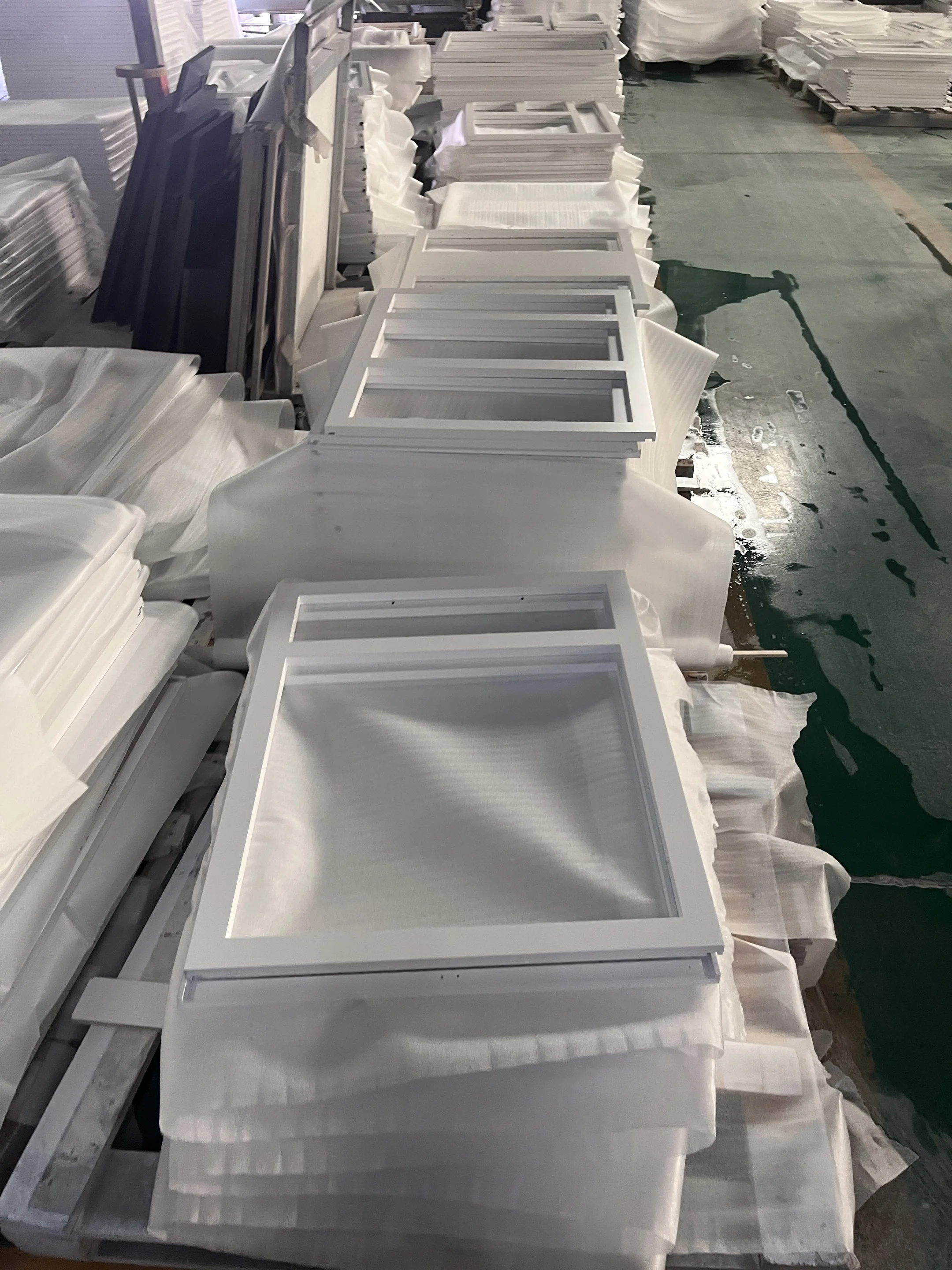 Modern Traditional Style Kitchen Wall Cabinets PVC Membrane Surface ...