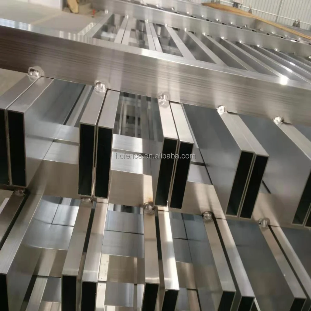 Huicheng Easy-to-Assemble Horizontal Slat Fence Panels Durable ...