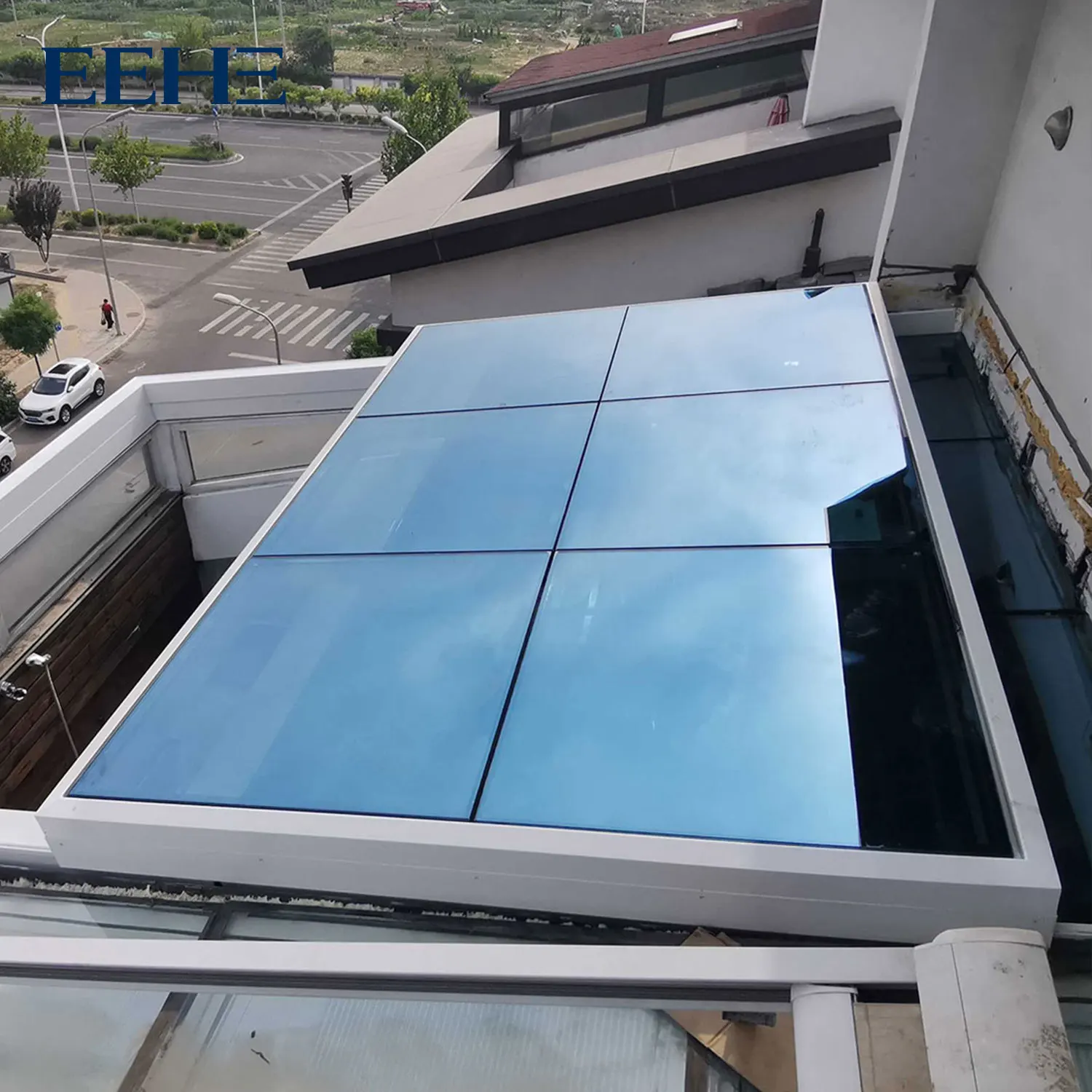 Vertical Chain Aluminum Laminated Glass Skylight by EEHE