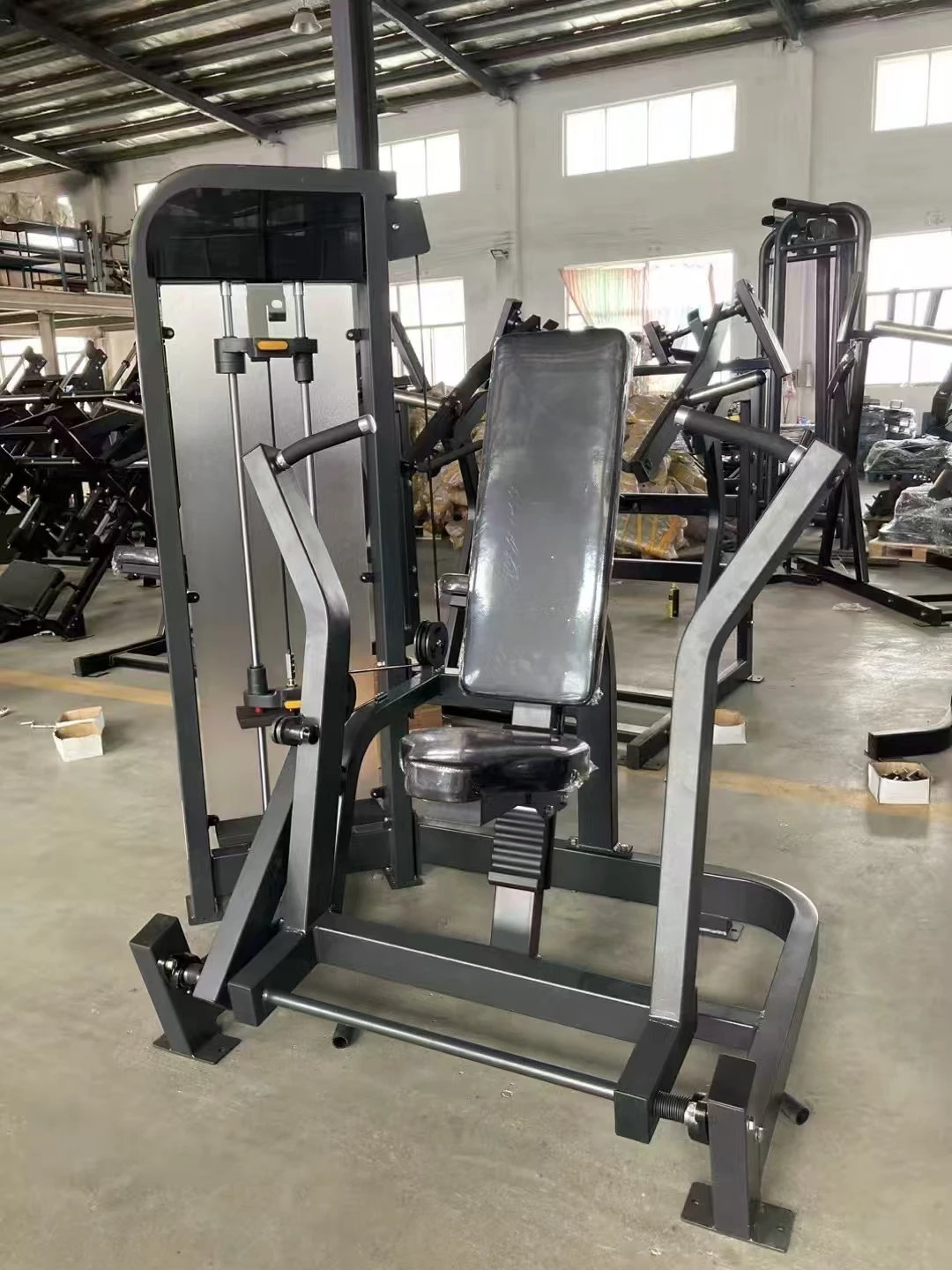 Heavy - Duty Commercial Lat Pulldown Machine Professional Gym Pin ...