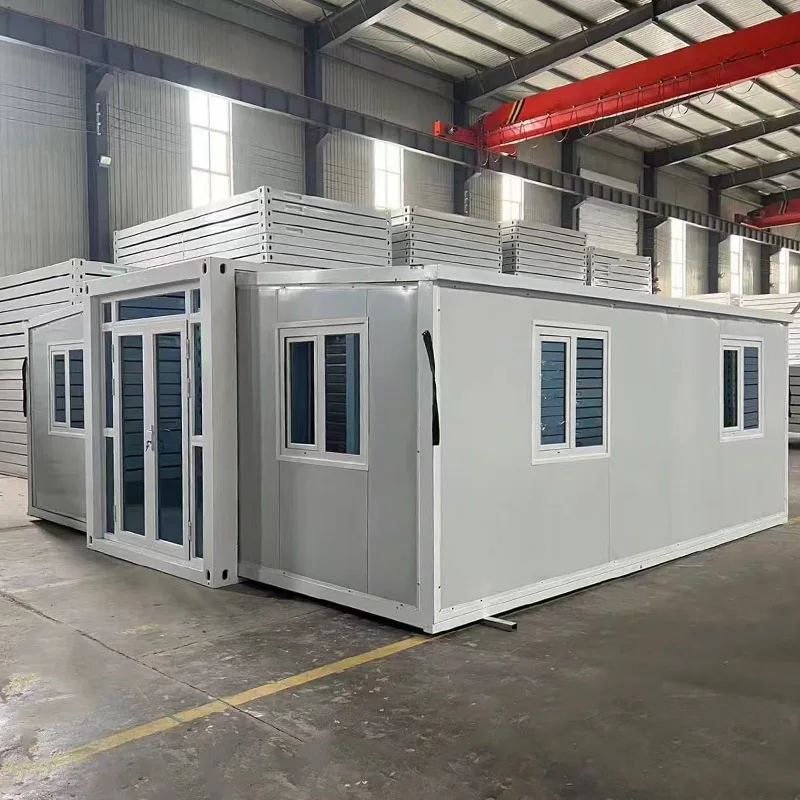 Steel Structure 20ft 40ft Living Prefab Villa With Bathroom And Kitchen ...