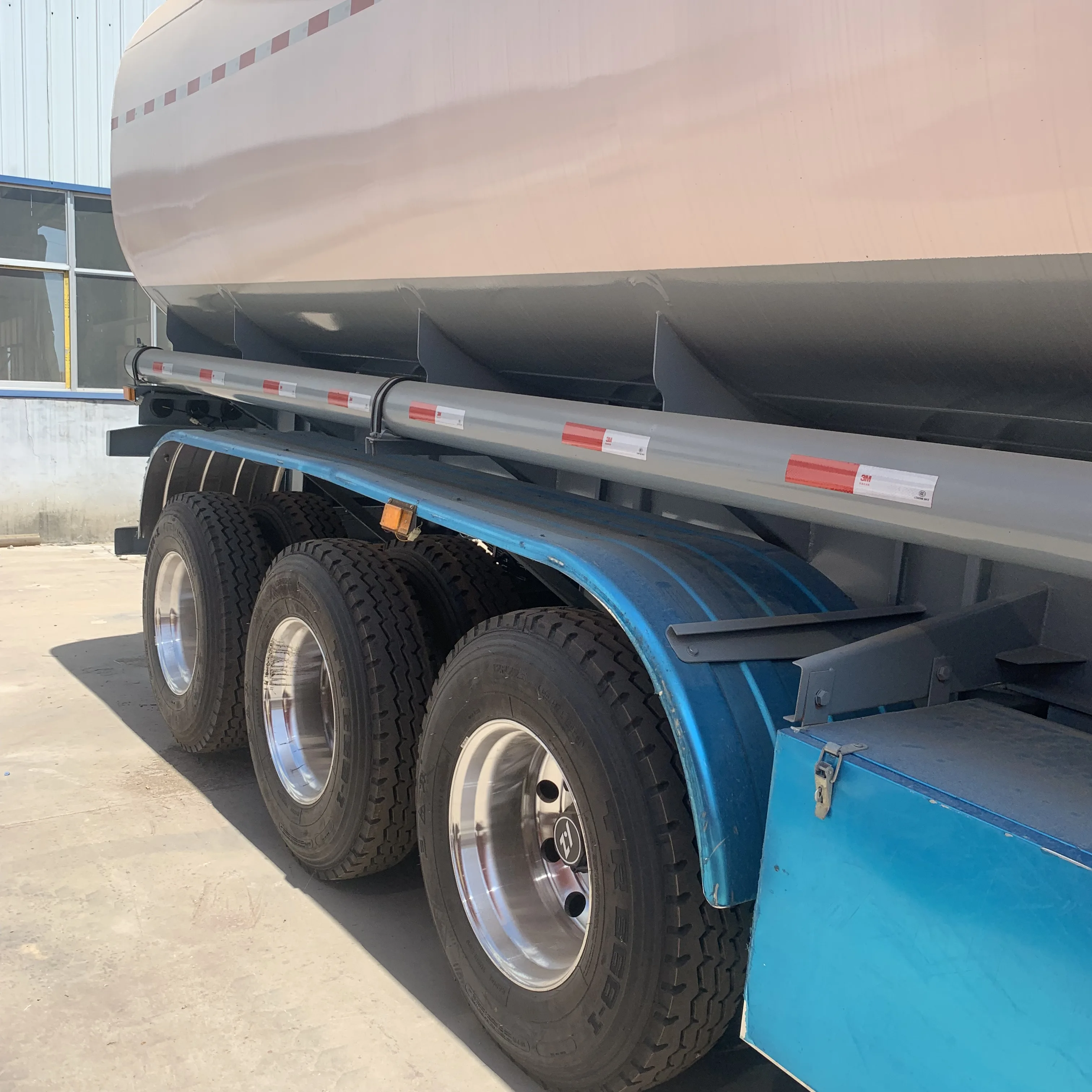 Hot Sale Vegetable Food Oil diesel Crude Fuel Tanker Semi Trailer ...