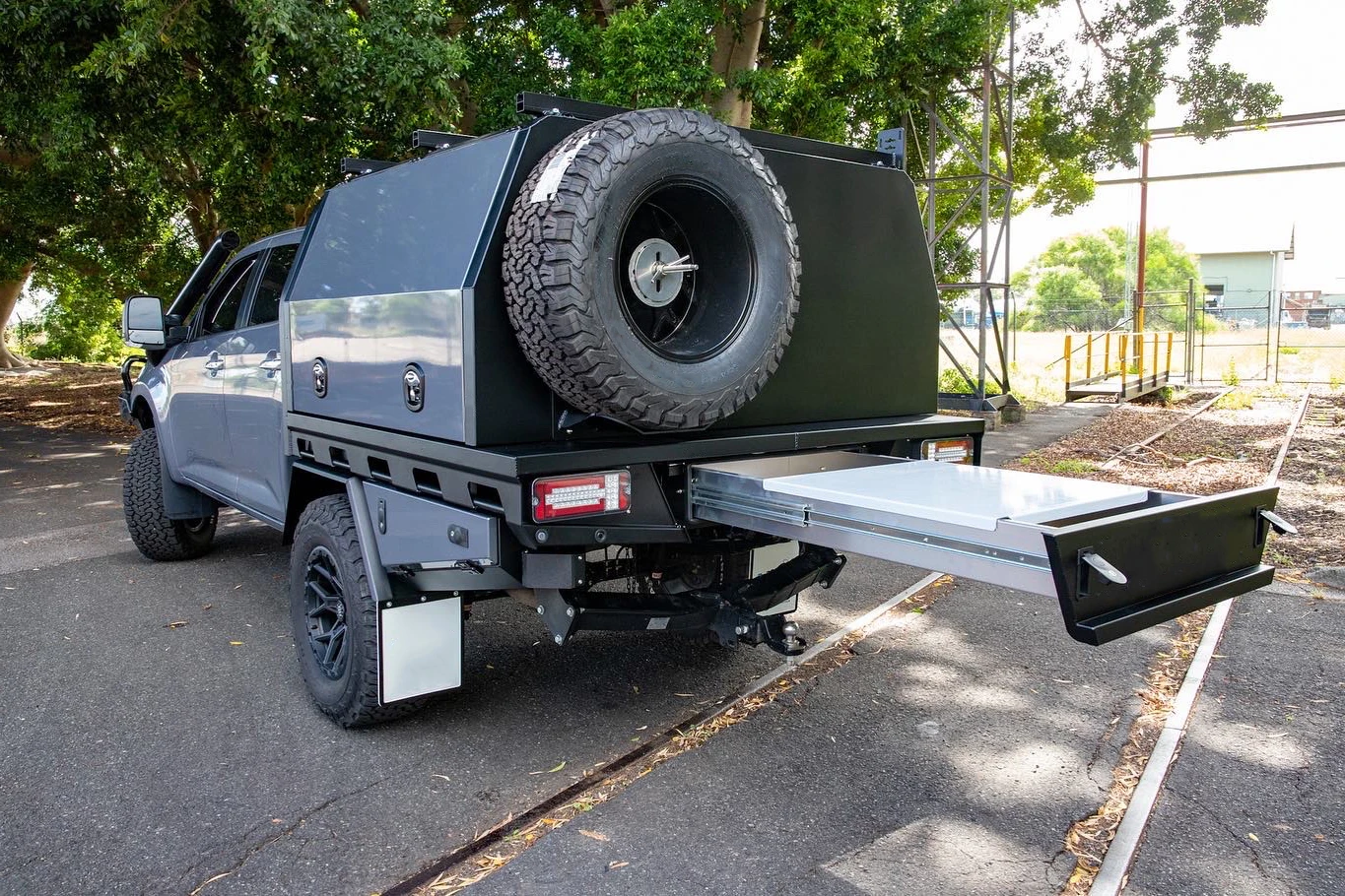 Aluminum Truck Ute Canopy - Durable & Versatile Solutions