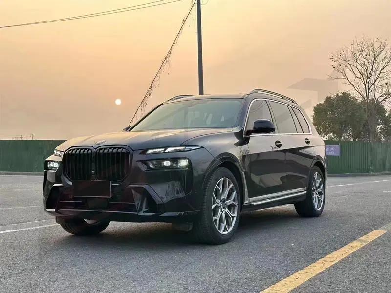 Old to New Body Kit 2023 2024 for BMW X7 G07 Bumper Skirts