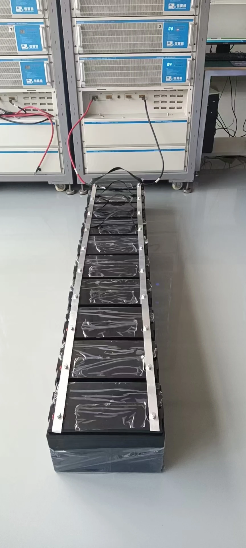 LPF Narada Battery 12v 200ah - Reliable Deep Cycle Storage