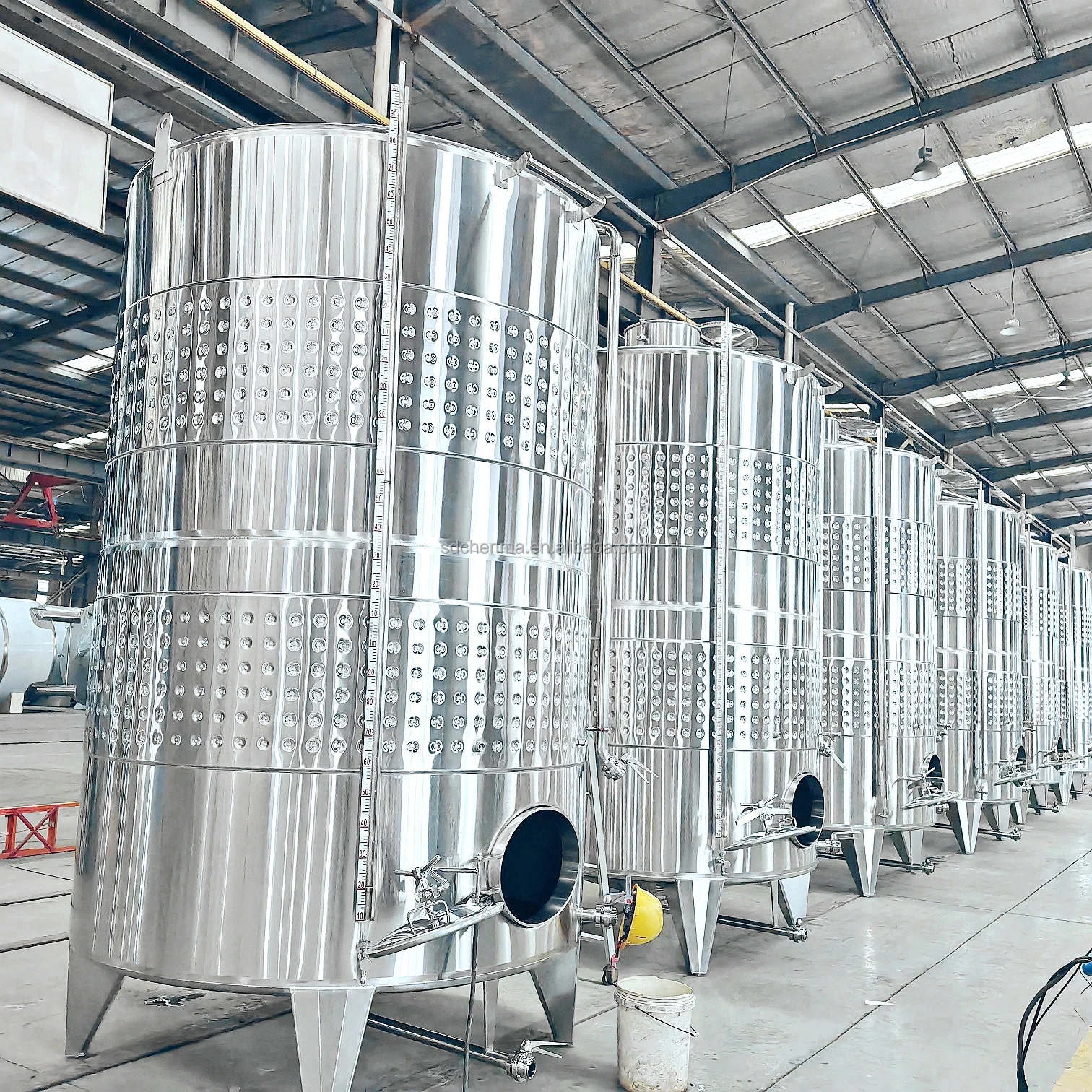 Stainless Steel 3000L Conical Wine Fermenter 30HL Cooled Variable ...