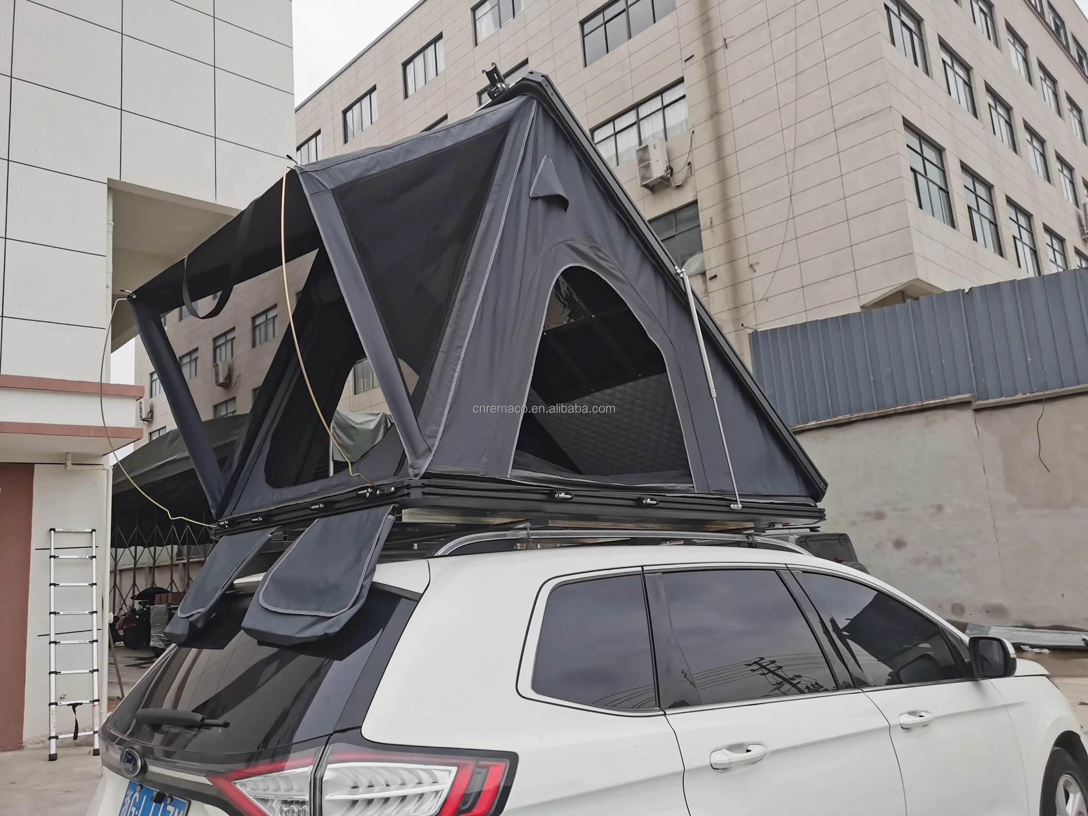 Wholesale Camping Waterproof Automatic Pop Up Car Rooftop Tents Hard ...
