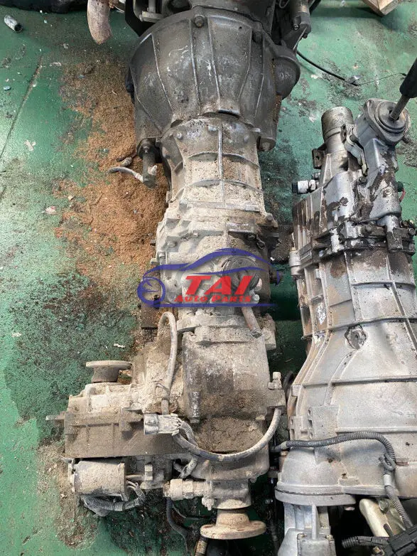 Uae Used Engine Td27 For Nissan Td27t Diesel Engine With Transmission ...