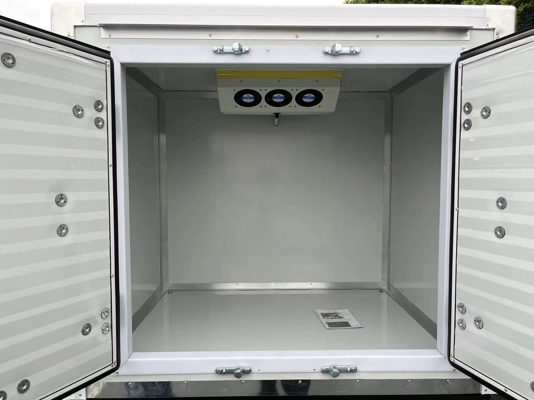 Commercial Van Refrigerated Truck Multi-Temp Cool Box Solution with A/C ...