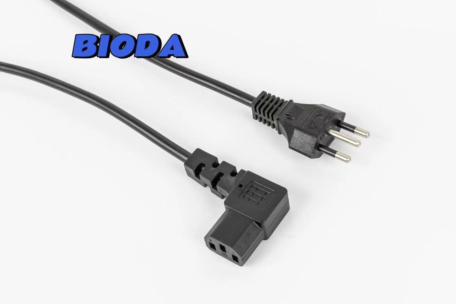 Brazil 3 Pin Plug to IEC 320 C5 Mickey Mouse Laptop Power Cord
