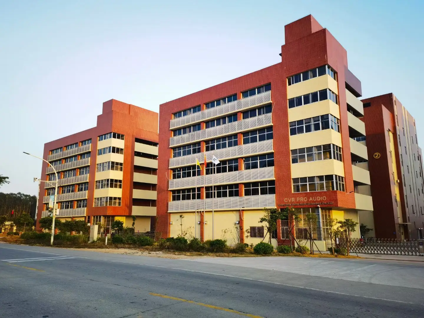 CVR Pro Audio 3-Way Double 12 Inch Outdoor Line Array Speaker