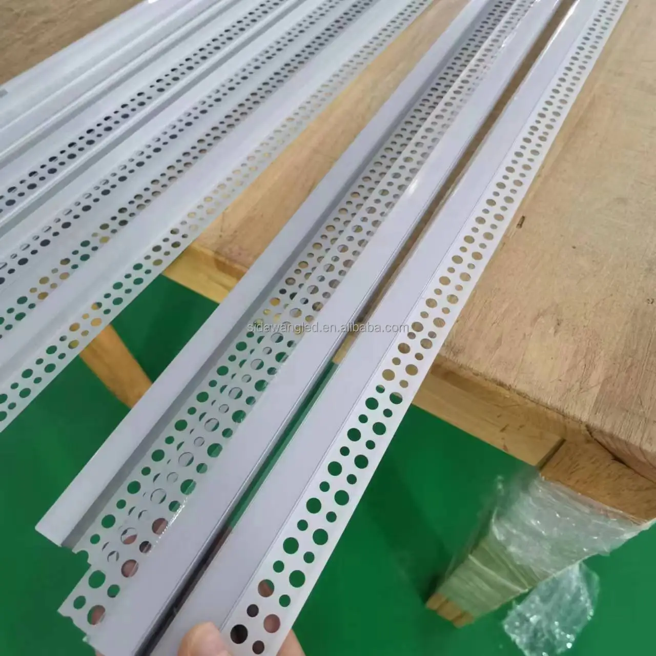 SDW056 Marble Edge LED Strip Light Diffuser & Bathroom Vanity Lighting