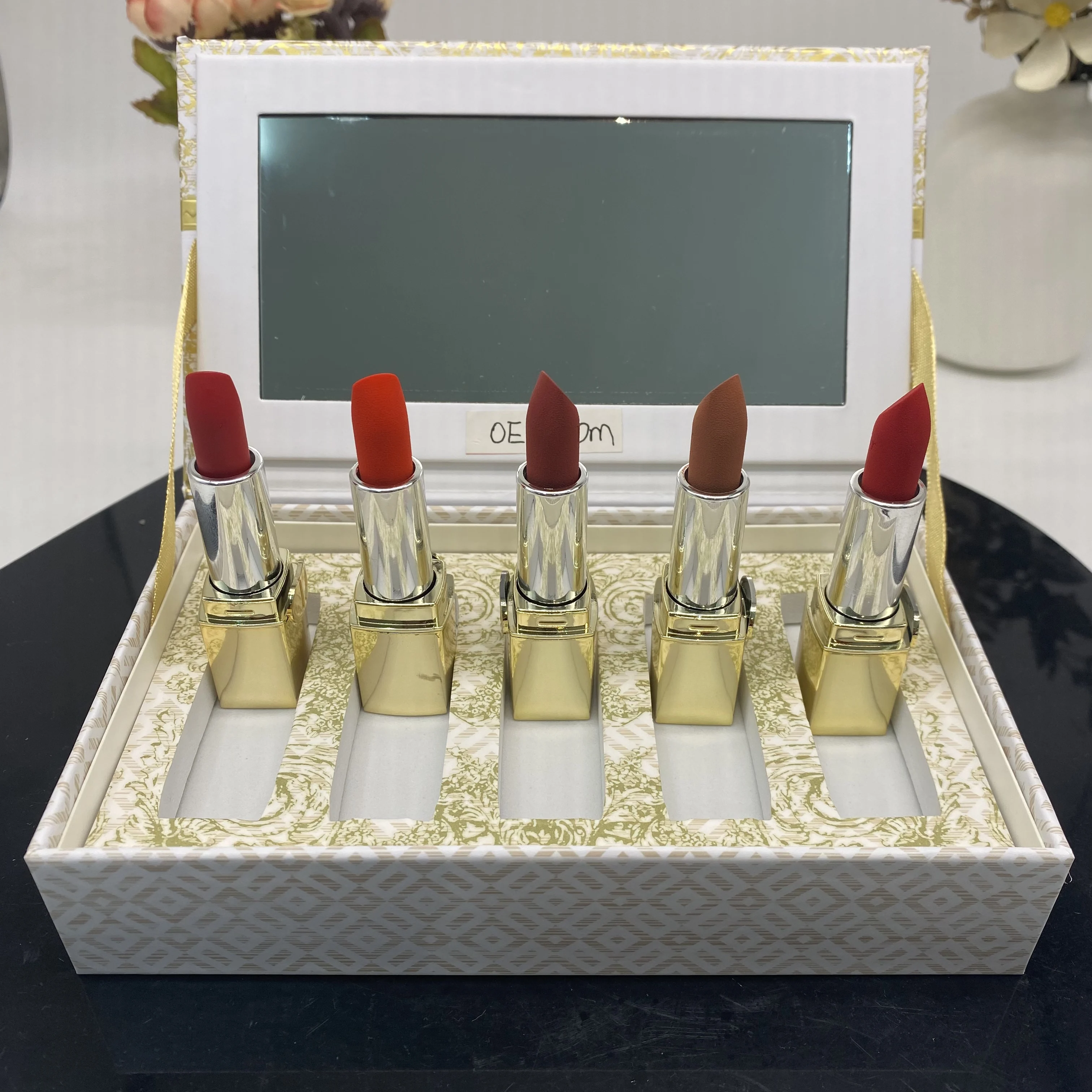 High Quality Brand Lipstick Set Cosmetics Set 5-piece Set Ladies ...