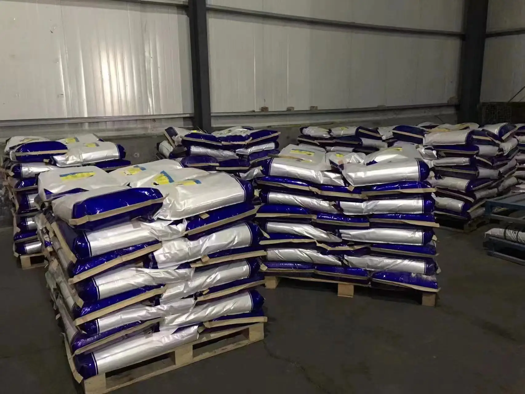 Tilapia Fish Feed Premix - Enhance Growth & Nutrition