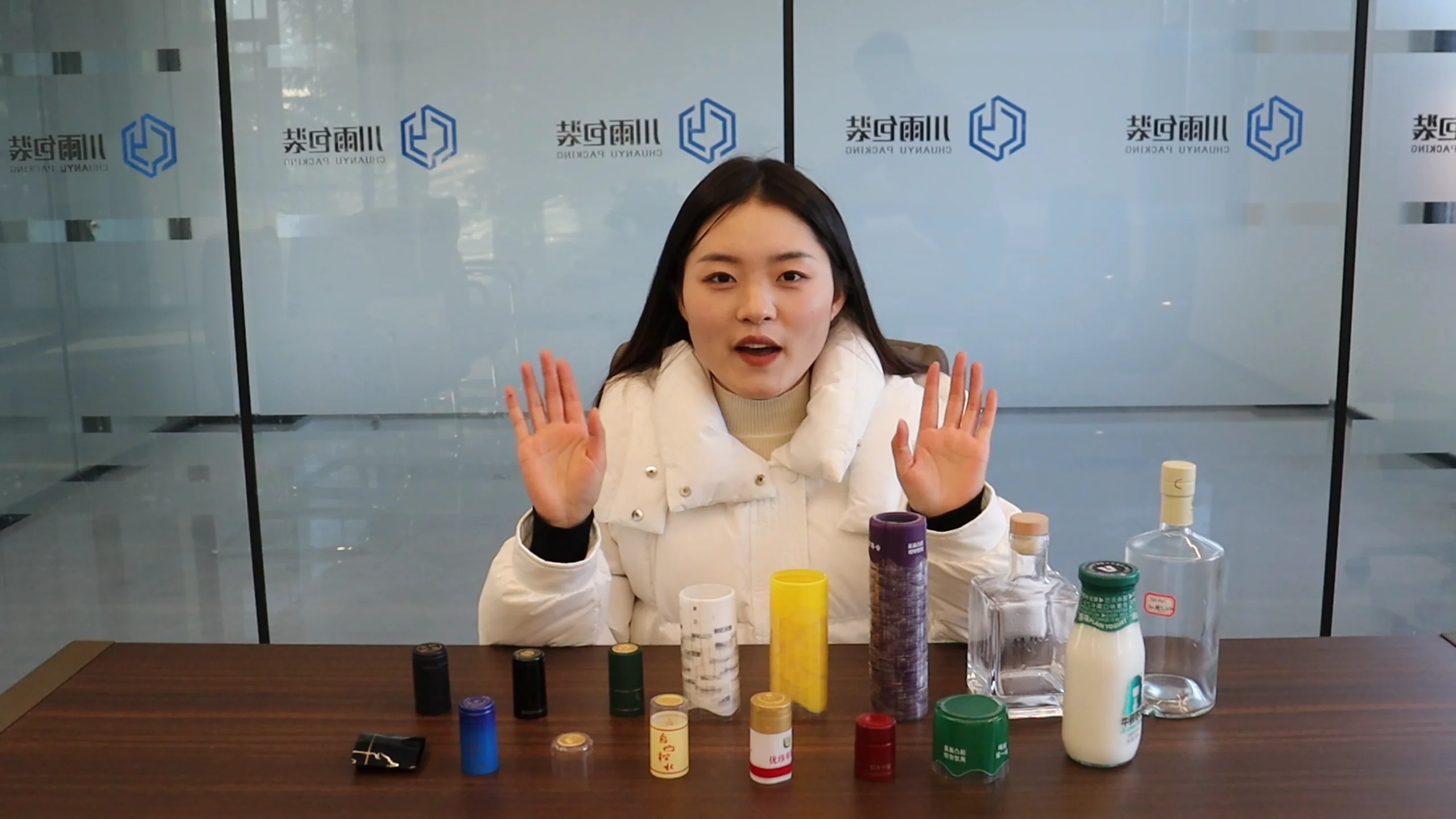 Vodka Whisky Rum Customized Logo Shrink Cap Wine Bottle Crew Cover Lids ...