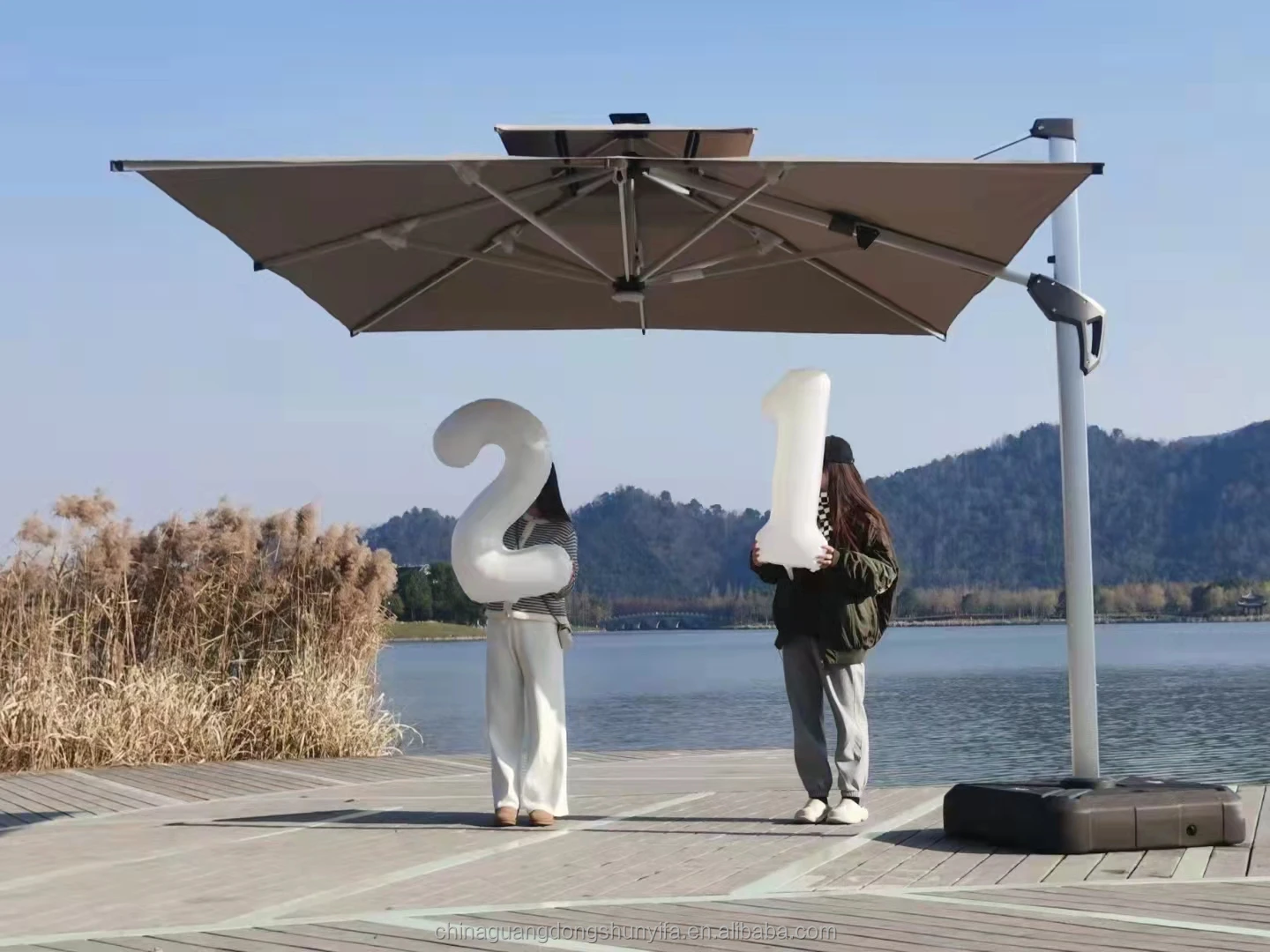 Furniture Parasol Exterieur Automovile De Plage Led Light Solar Power ...