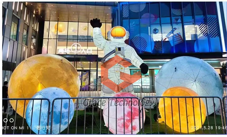 20ft Giant Inflatable Astronaut - Perfect for Events