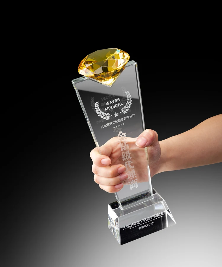 New Custom Wholesale Colored Diamond Crystal Glass Trophy High-grade Business Gift Crafts - Buy ...