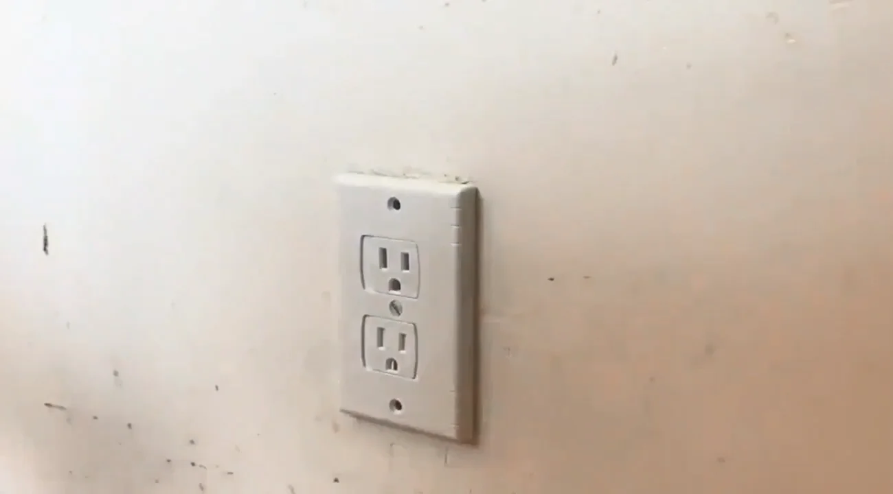 Universal Self-closing Electrical Outlet Covers,Extra Safe Retardant ...