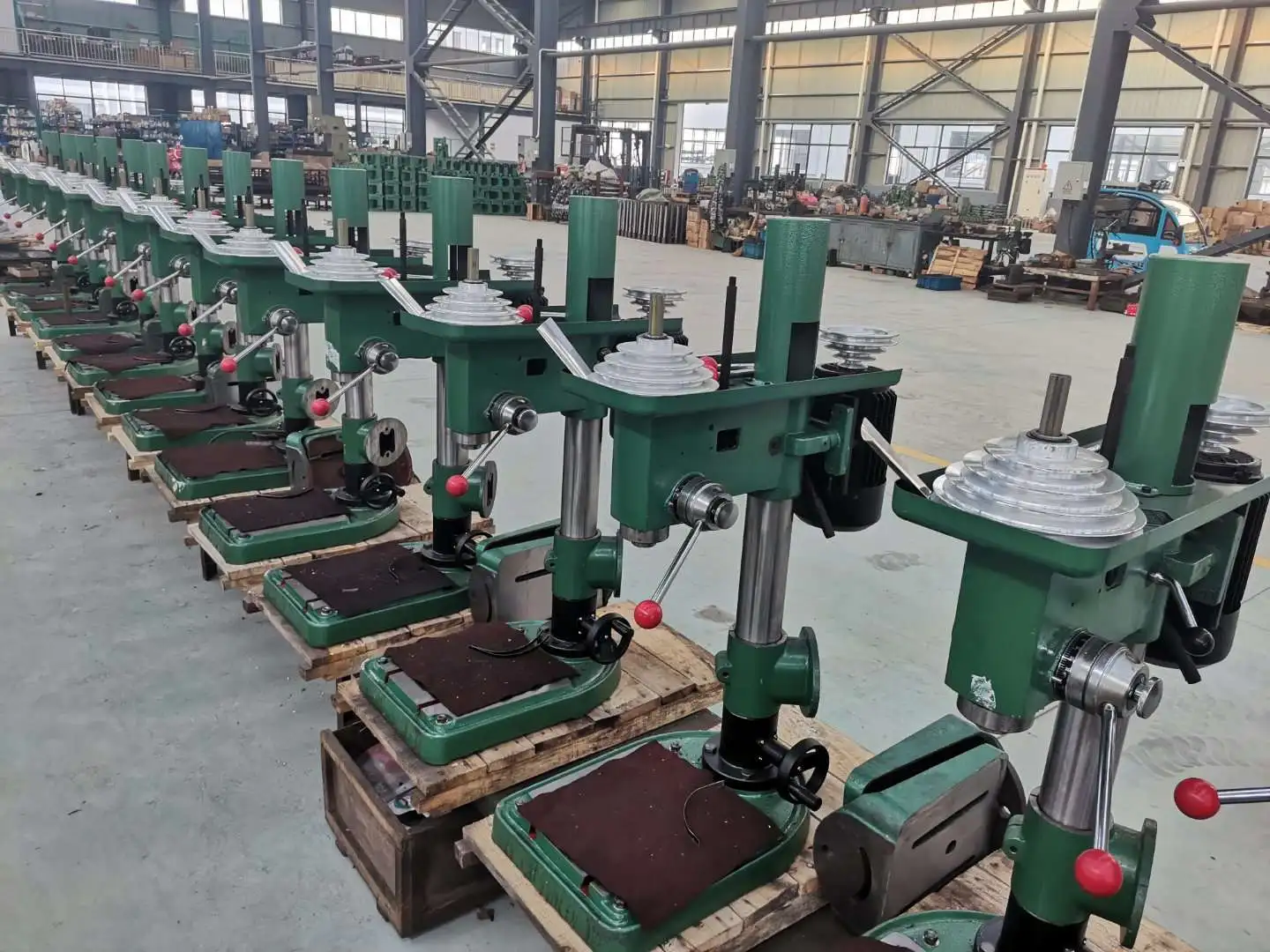 Variable Speed Table Top Milling Machine Zx7045(z) Automatic Feeding ...