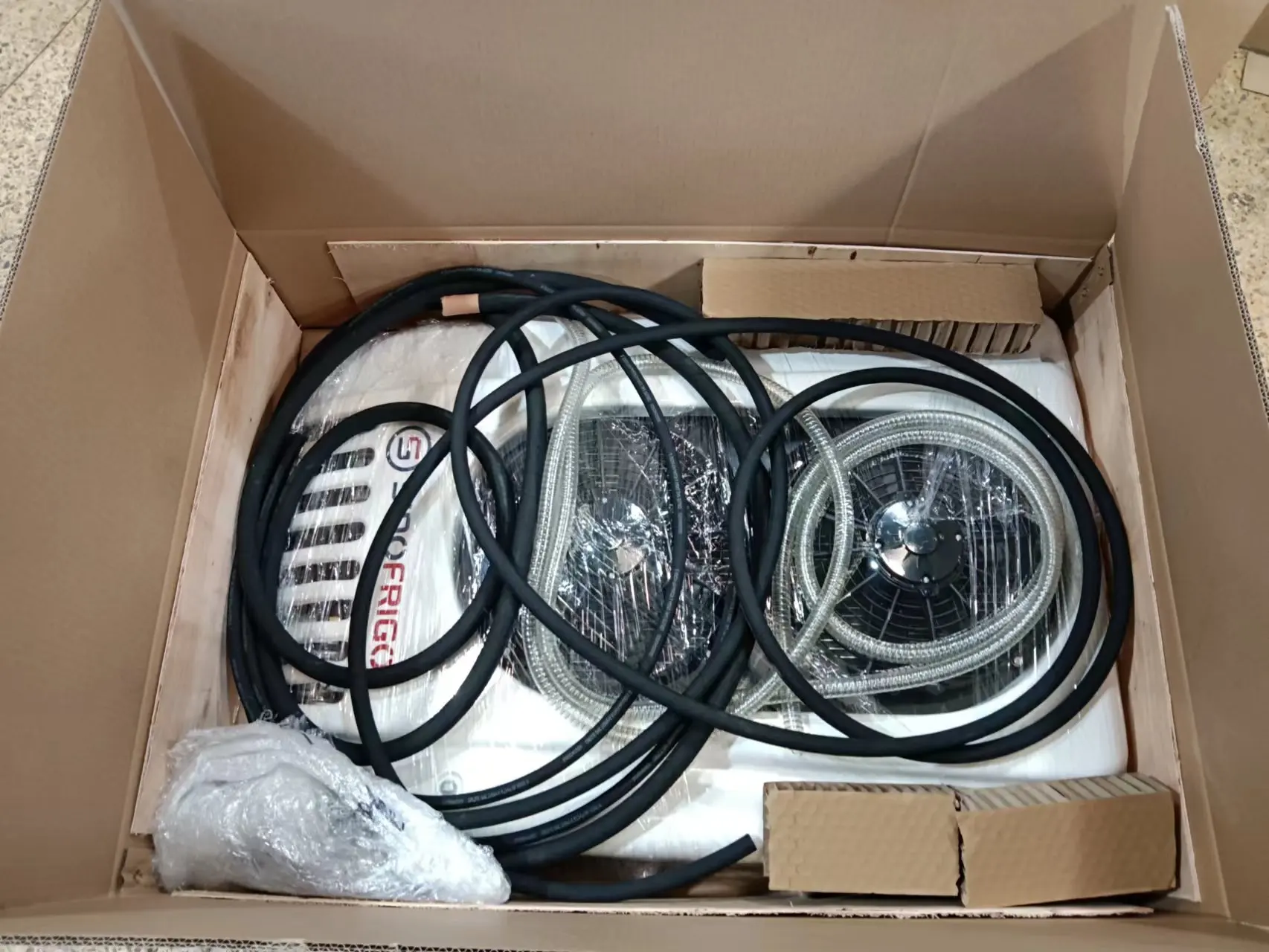 Top Mount Direct Drive Van Refrigeration System For Mercedes Sprinter ...
