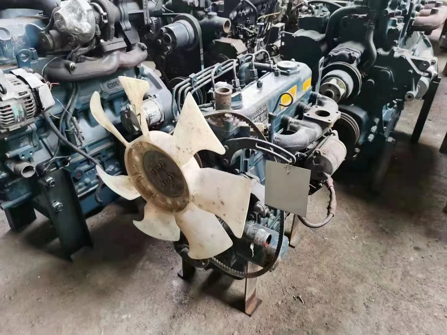 V1505 Complete Engine Assembly - Kubota 4 Cylinder Power