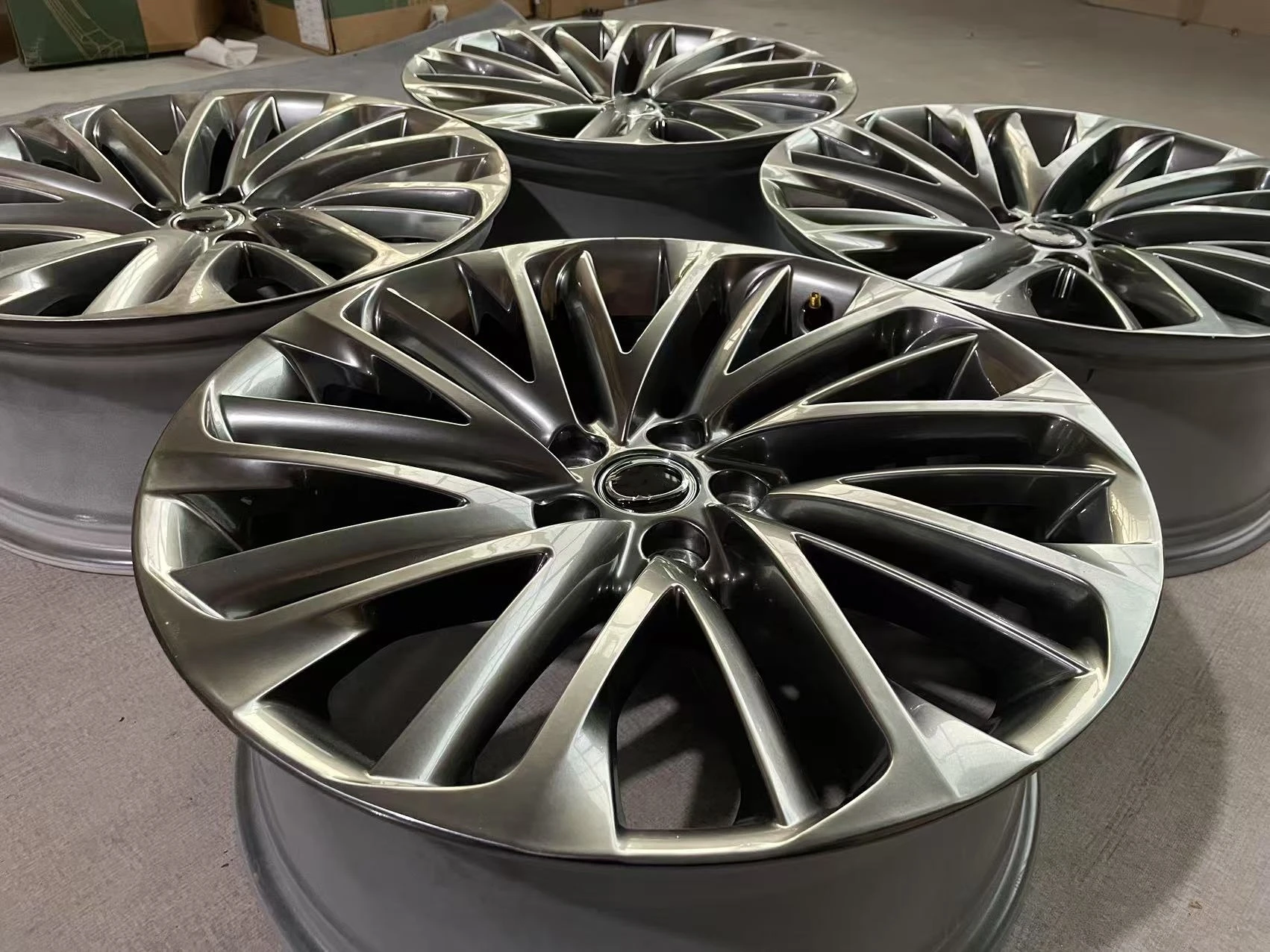 Hyper Black 8J Alloy Mag Wheel Rim 5 Holes Top Sale New Condition ...