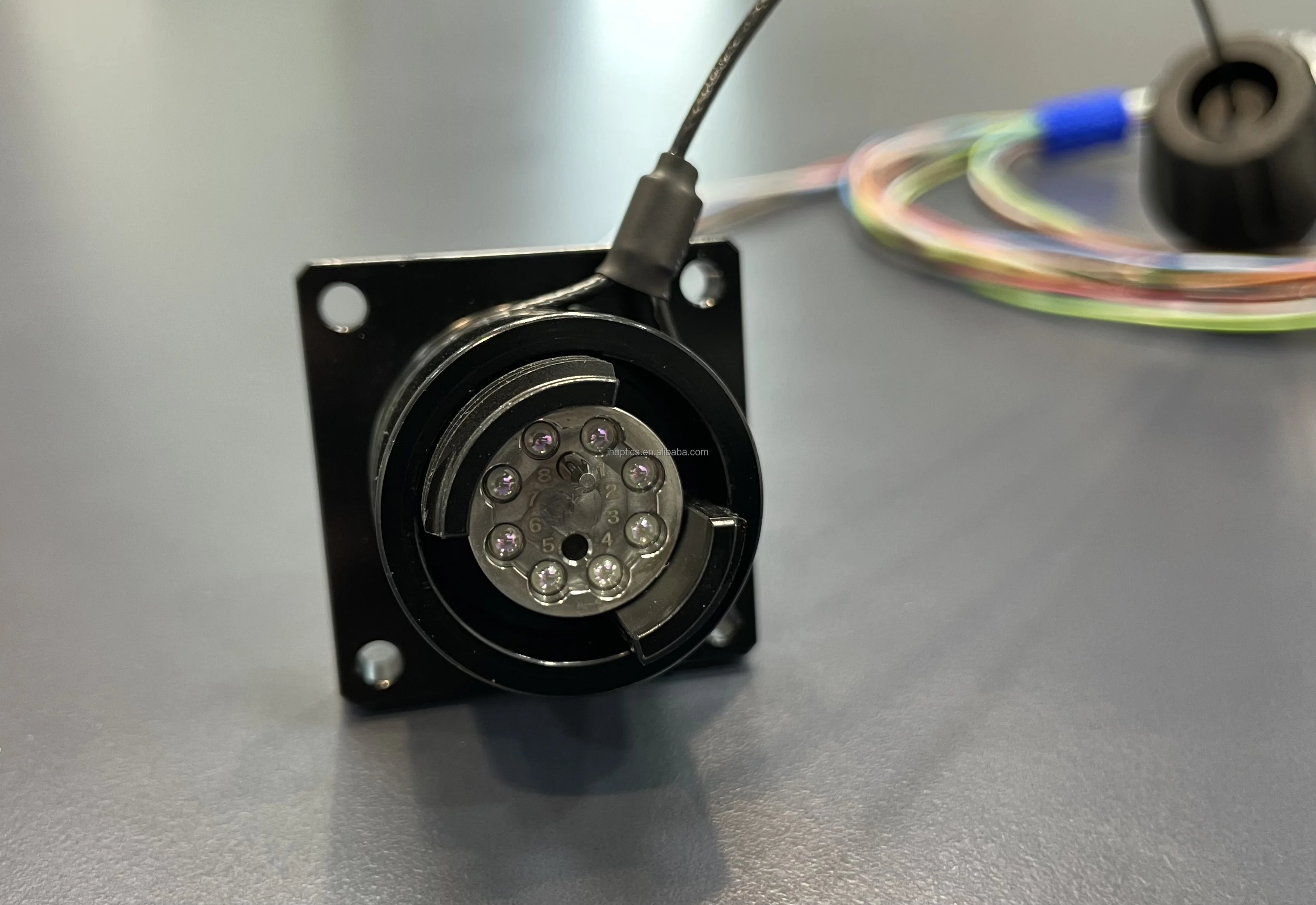 6C/8C Expanded Beam Fiber Optic Connectors - Reliable & Efficient