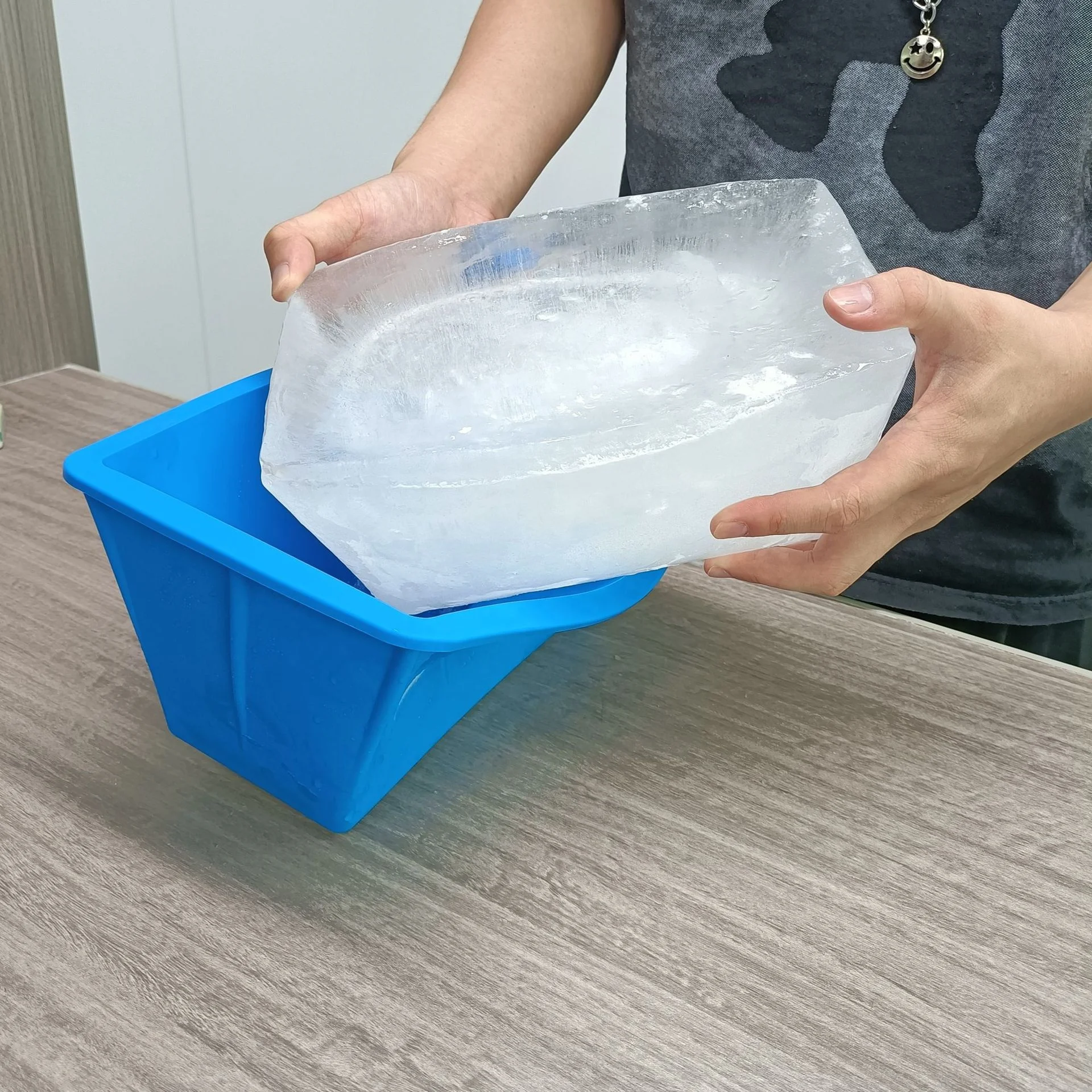 8lb Ice Block Mold Extra Large For Cold Plunge Or Coolers Reusable ...