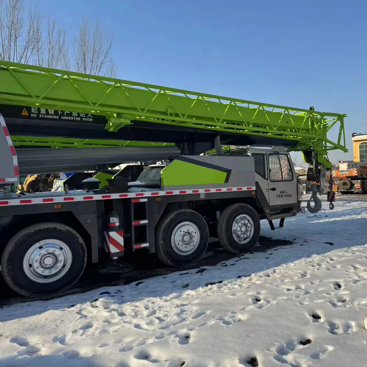 Zoomlion 100t Truck Crane Hoist Telescopic Truck Rough Terrain Crane ...