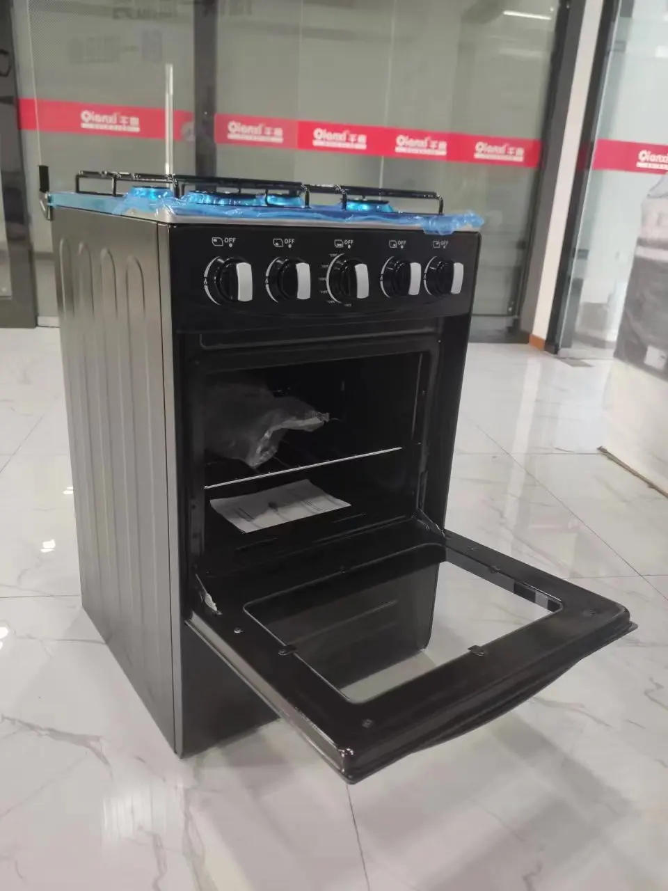 X 4 Gas Black burner Vertical Cooktop with Built-in Oven, 60L Oven with ...
