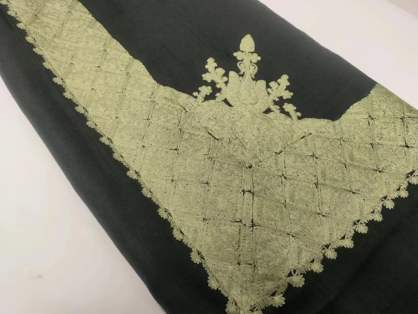 Yemeni Arab Shawl - Muslim Shemagh Wool Headscarf 55x55inch