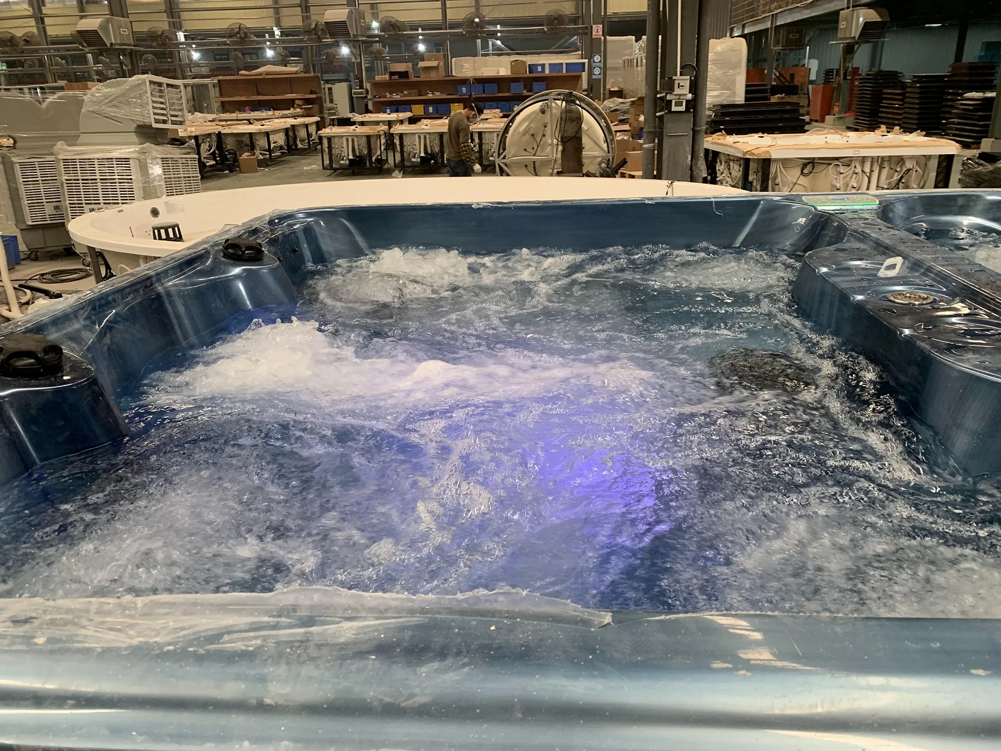 Acrylic Outdoor Swim SPA 8 Meters - Facespa FS-S08M