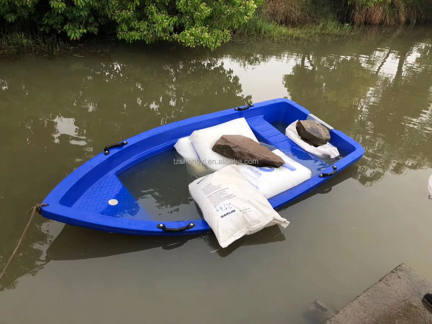 Hot Sell Double Deck 4 Meter Hard Pe Plastic Motor Boat For Fishing ...