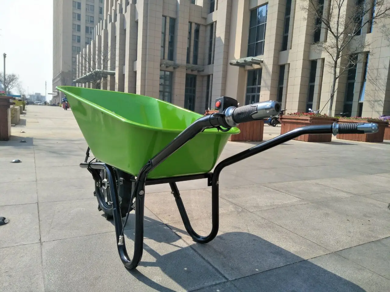 24V Electric Power Barrow QTP150E - Durable & Versatile