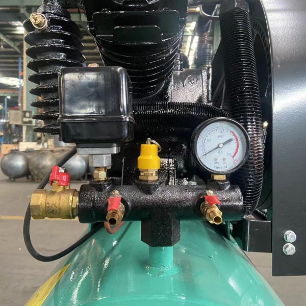 Mobile Piston Type 500L air tank air Compressor 15KW 20HP 12bar 2.6m3 ...