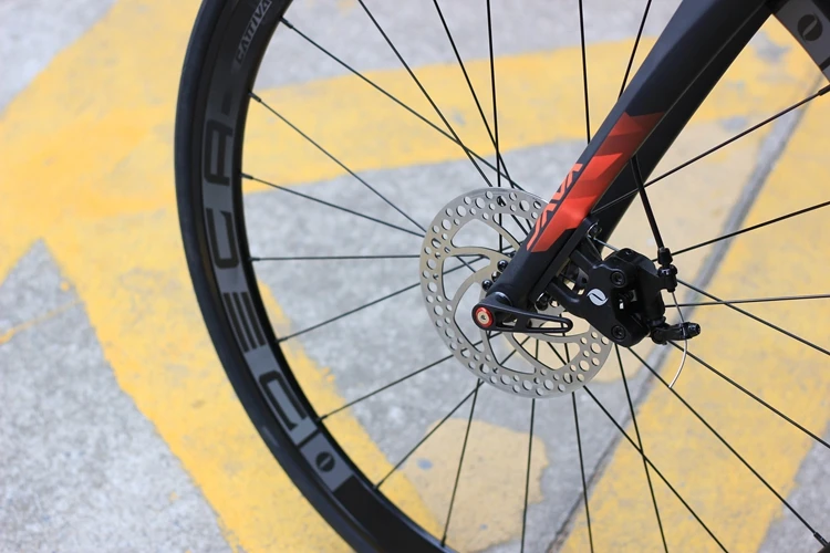 JAVA FEROCE 3 - 22 Speed Carbon Fiber Road Bike Disc Brake