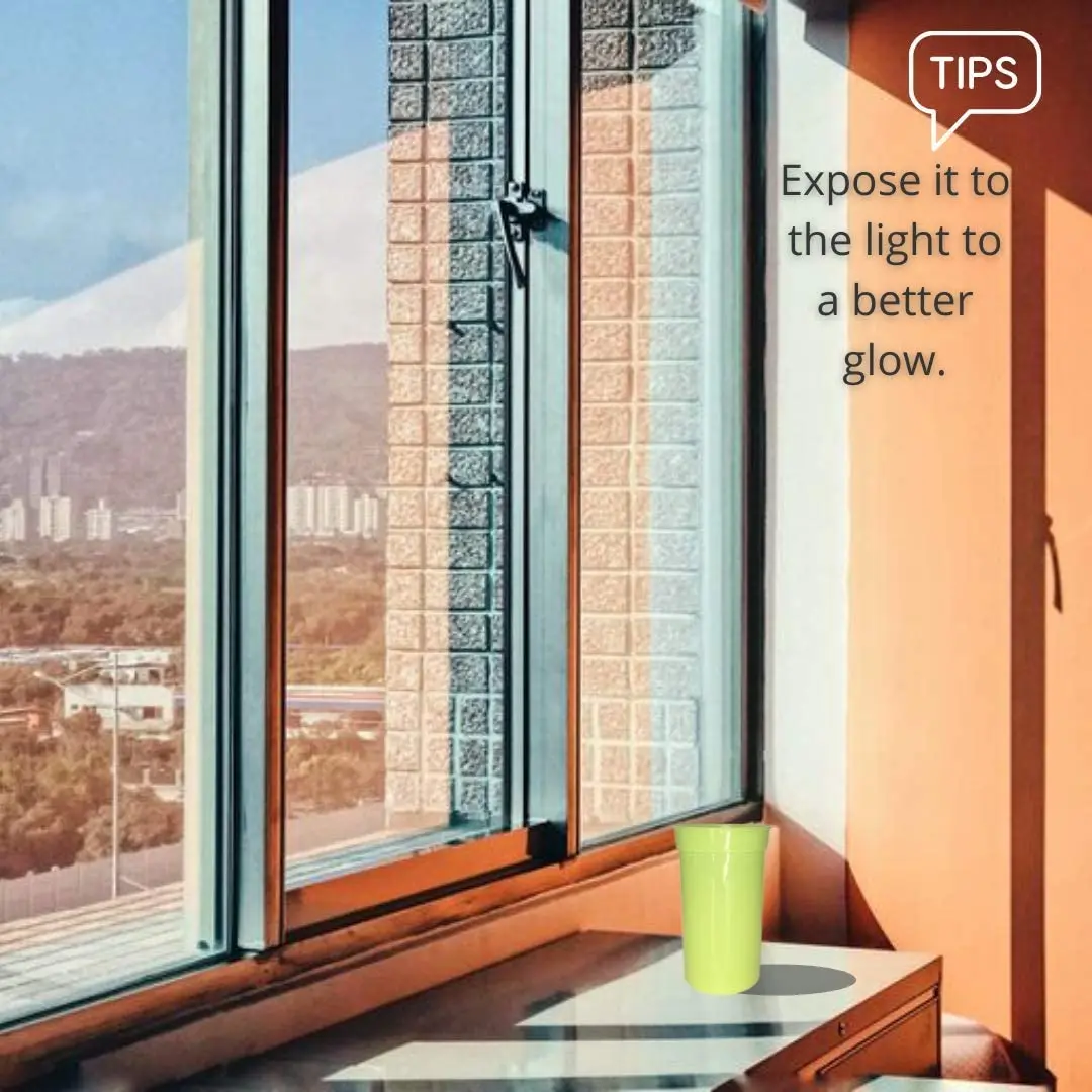 Glow in Dark Cups - Customizable Plastic Mugs for Parties