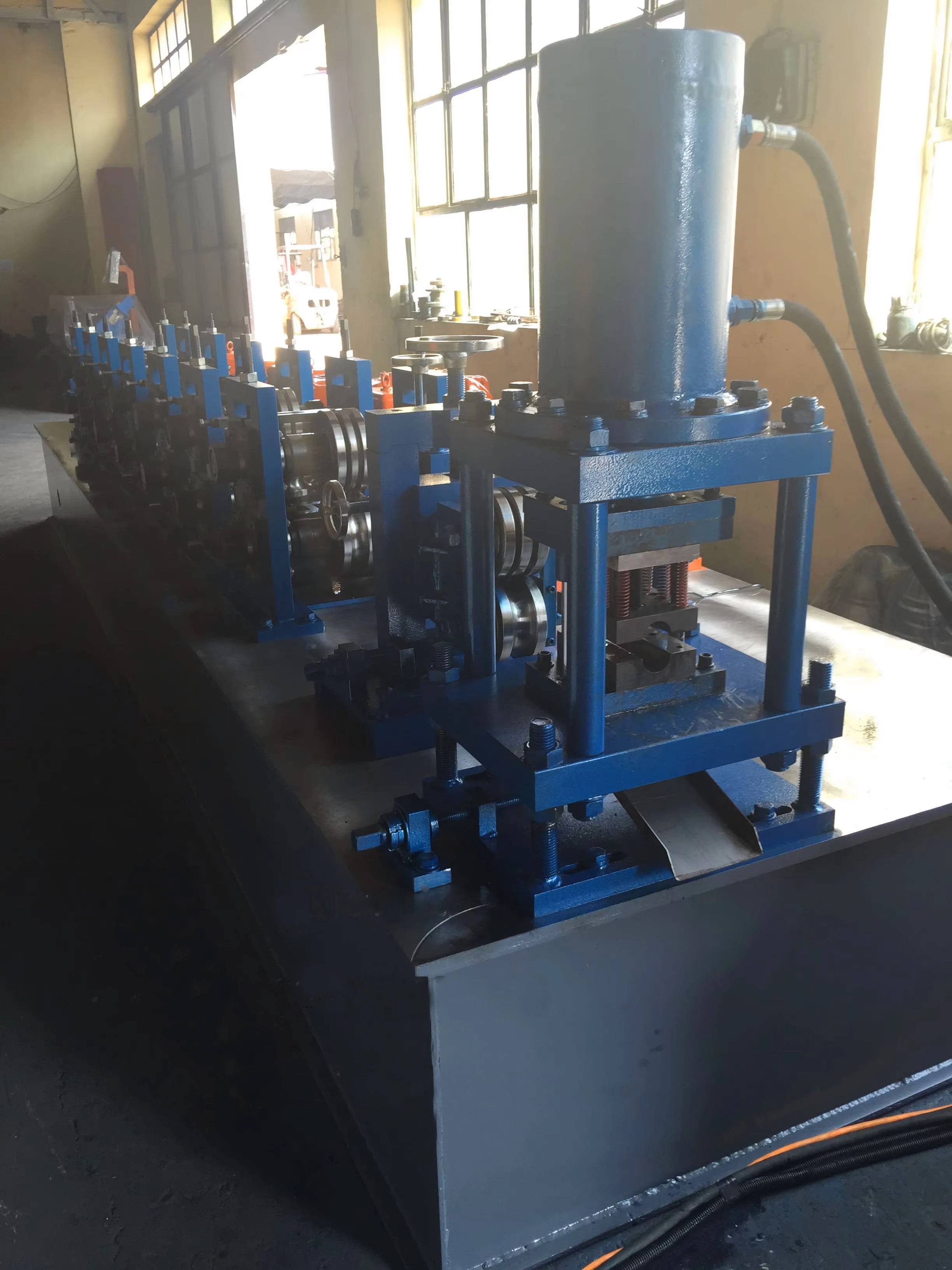 Automatic Metal Anchor Bolt Making Machine Nail Making Machinery with ...