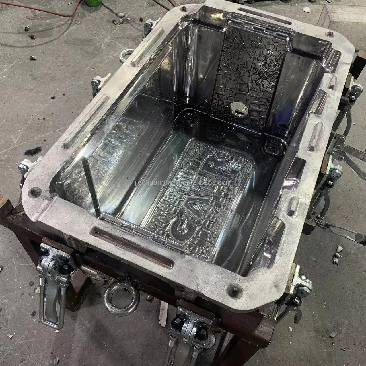 Rotomold Plastic Kayak Mold Rotomolding 2024 Rotomolded Aluminum Alloy ...