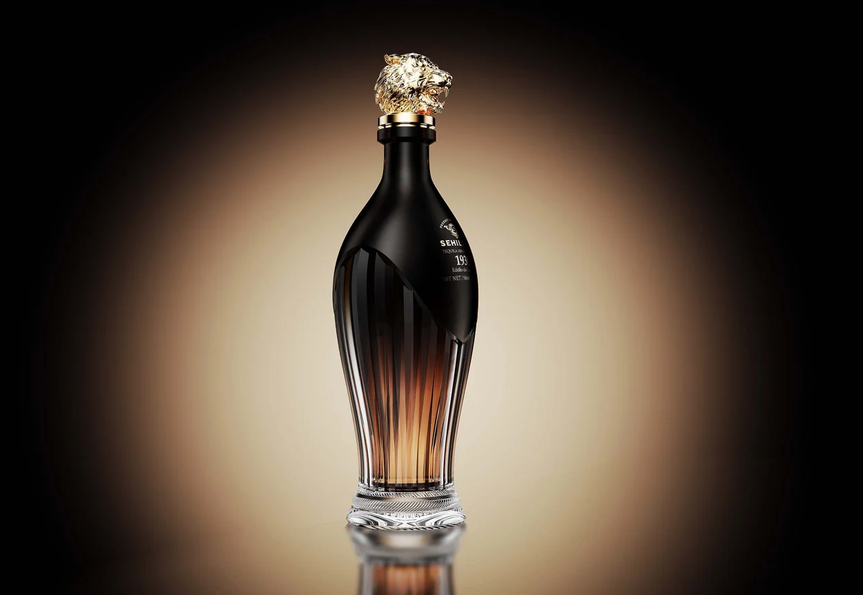 Custom Ceramic Tequila Bottle - DETAI Glass Craftsmanship