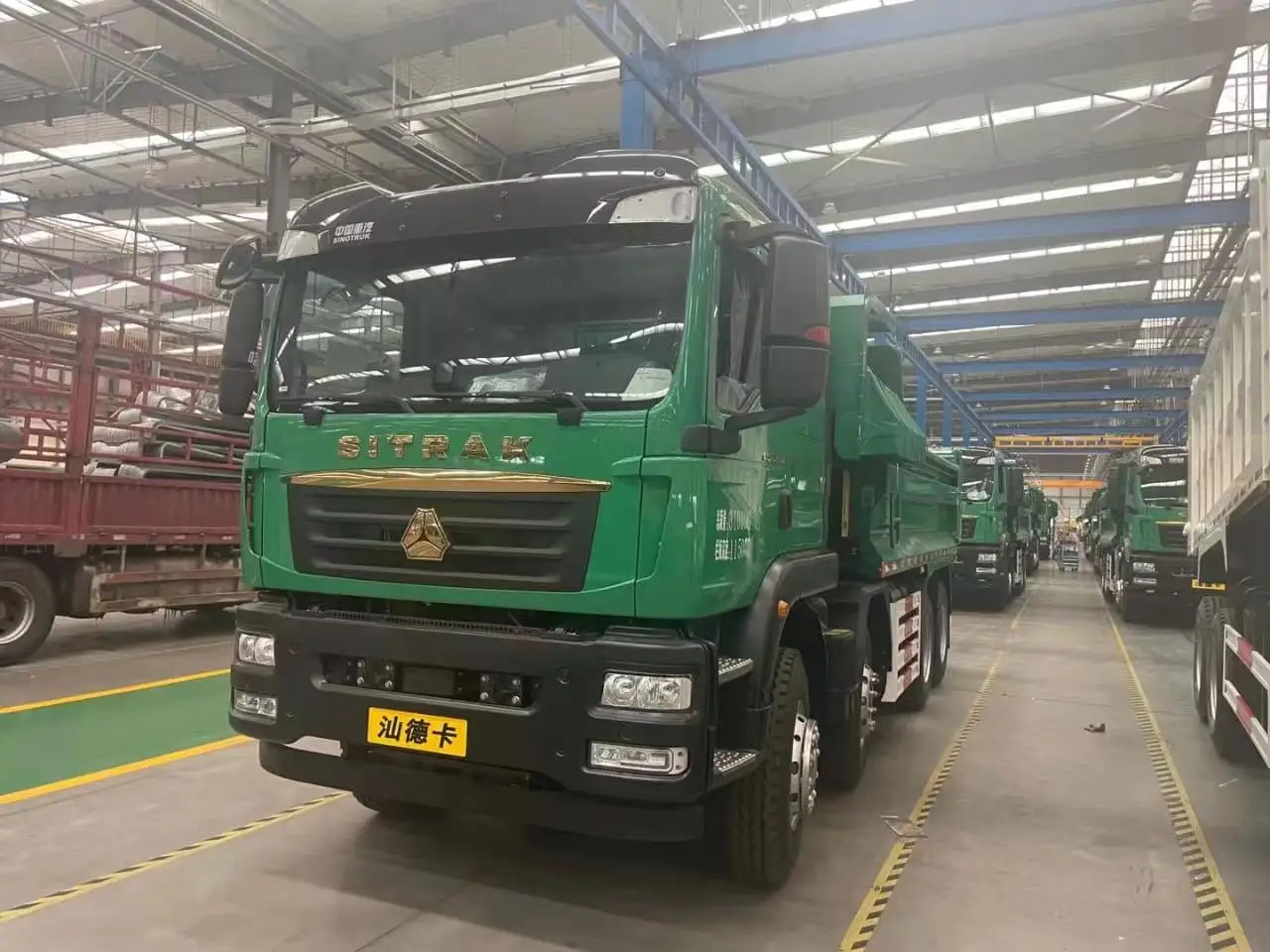 430HP Tipper Sinotruk Sitrak C7H 6X4 8X4 Dump Truck