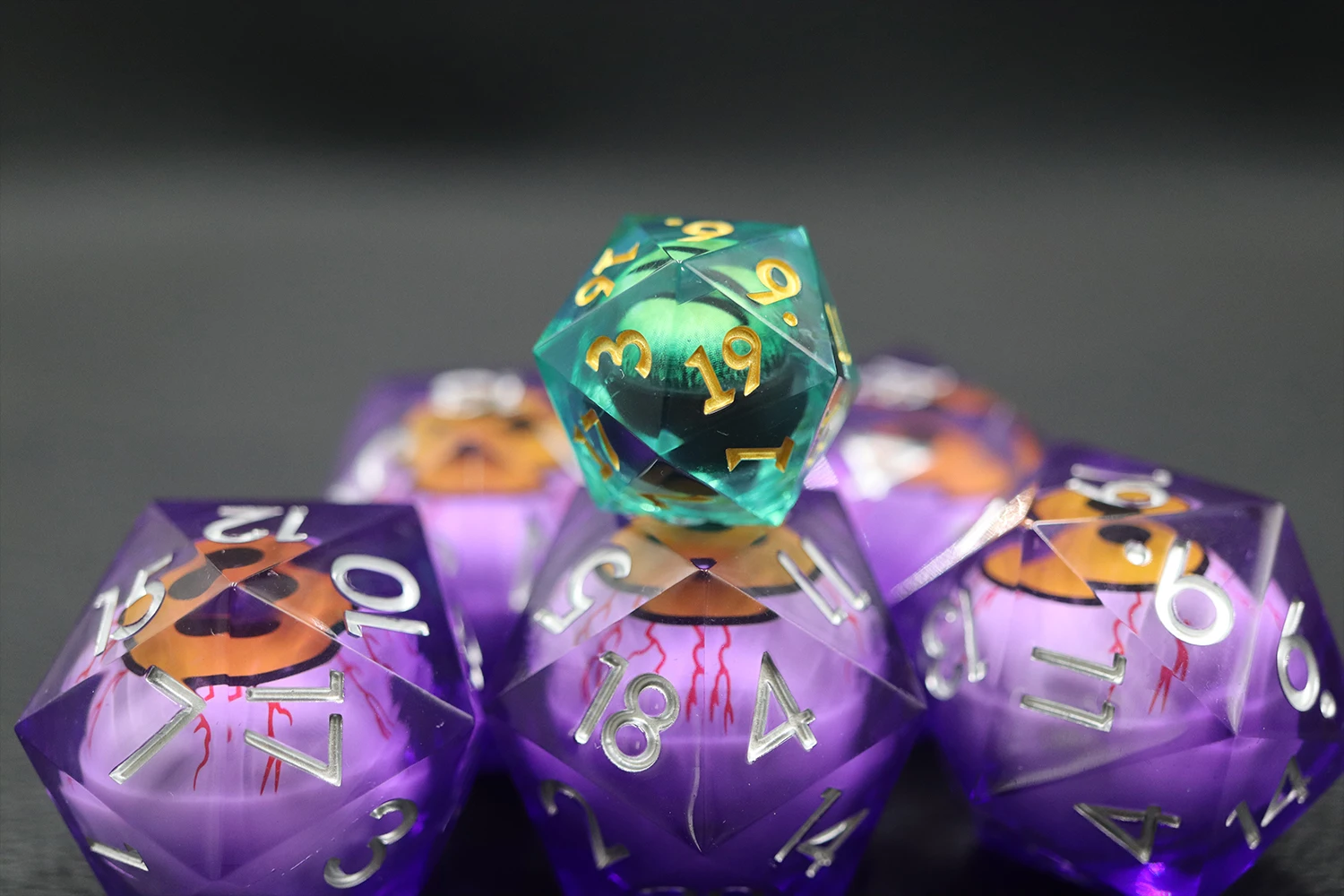 Dnd Eyeball Single Dice Sharp Edges 33mm Dungeons And Dragons ...