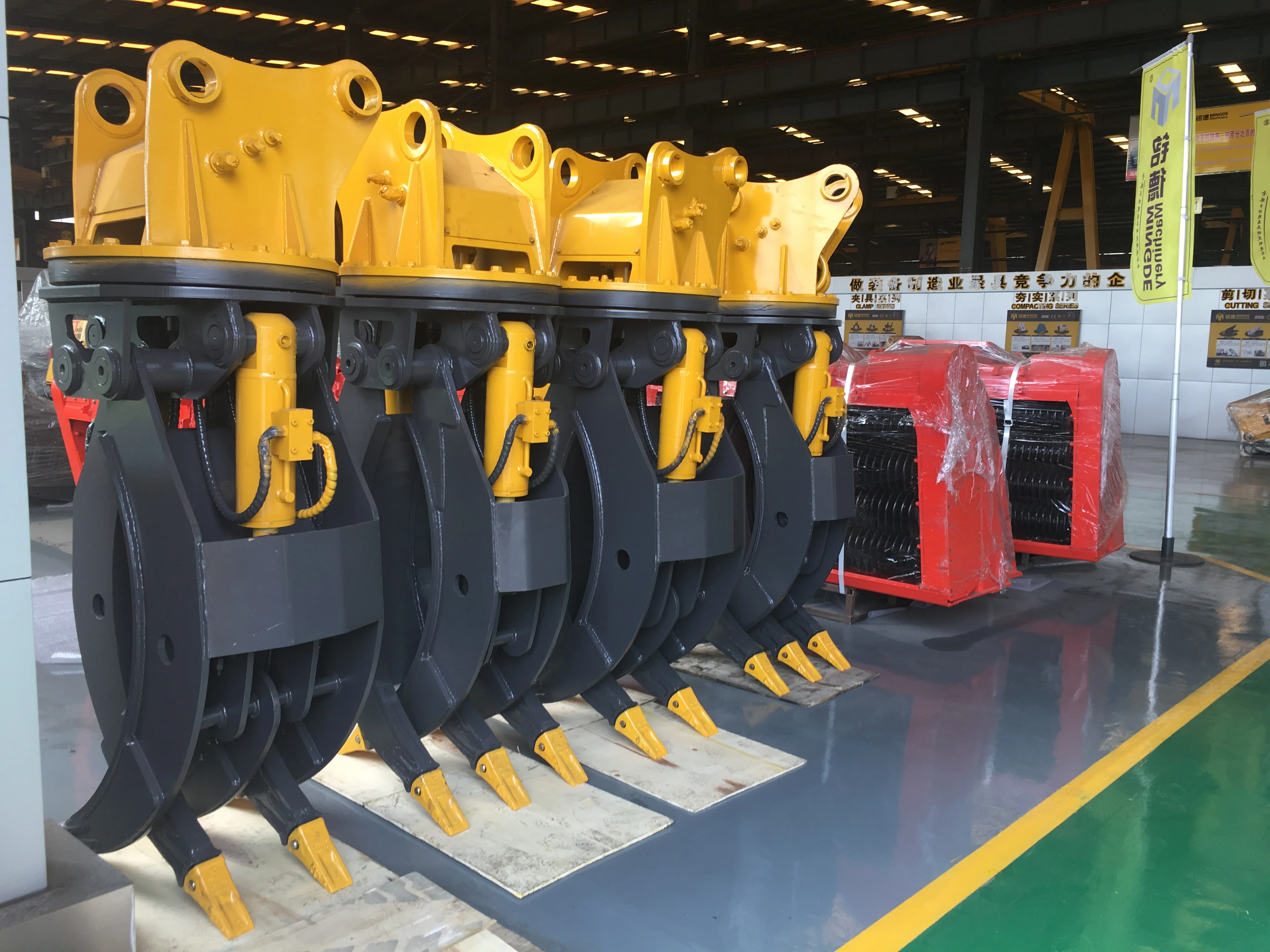 MONDE Hydraulic Log Grapple - 360 Degree Rotary Grapples